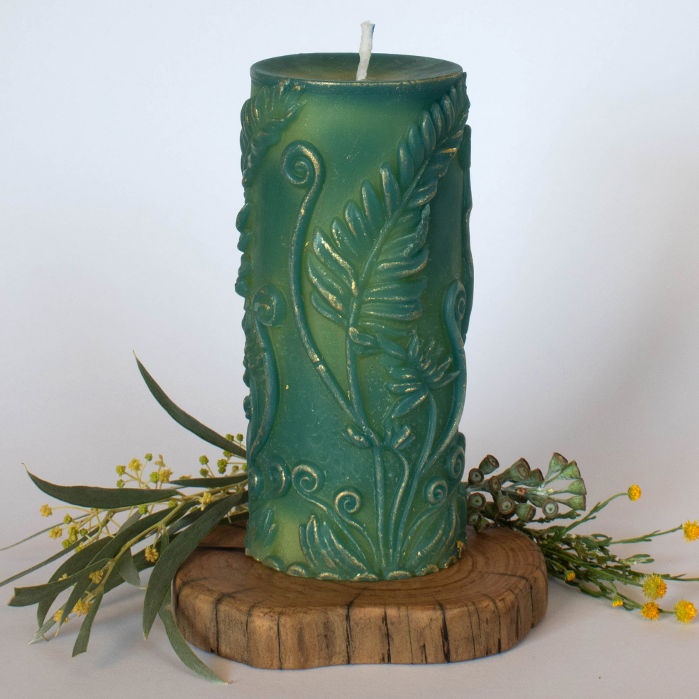 BEESWAX FERN PILLAR CANDLE WITH A STRINGYBARK WOOD SLICE PLATE ...