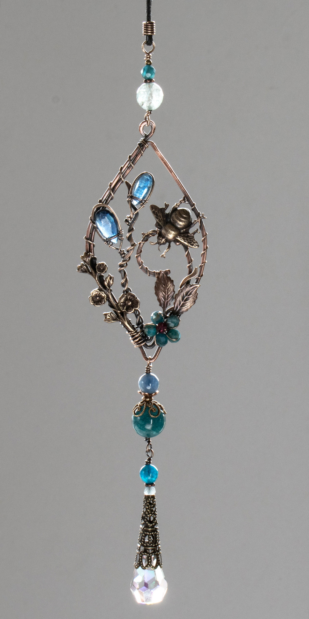 BEE GEMSTONE CAR REARVIEW MIRROR DANGLE .... ADJUSTABLE | Intrinsic Designs